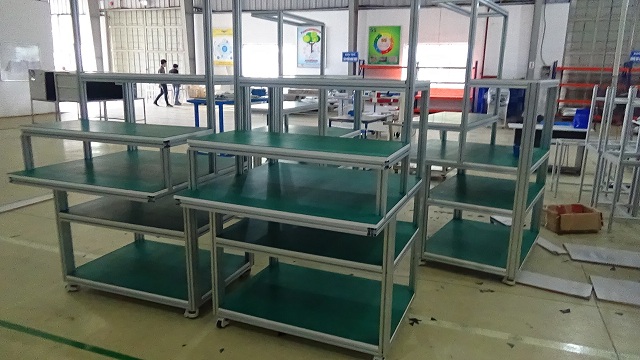 Operating table with wheels
